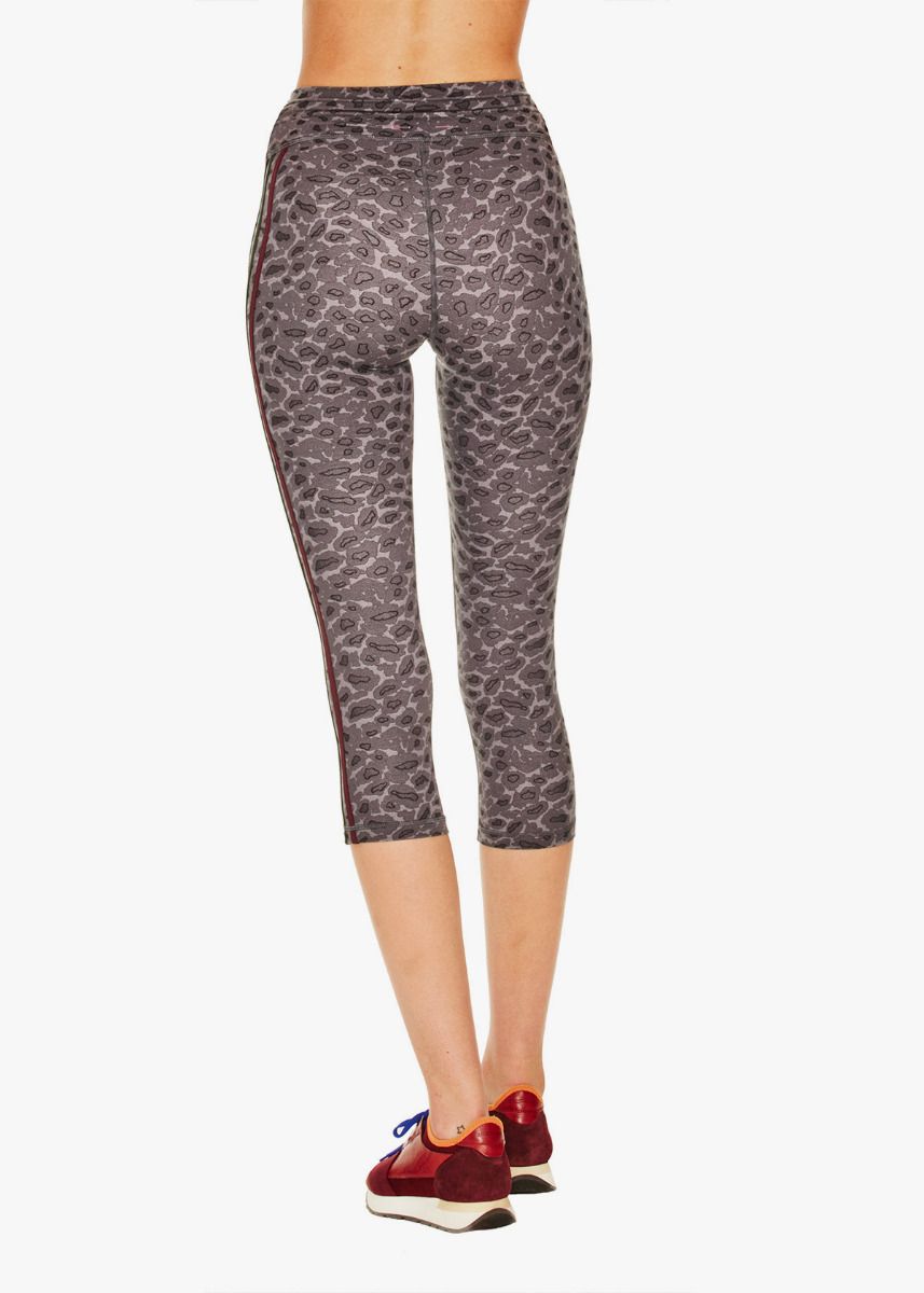 Snow Leopard NYC Leggings – Fashercise